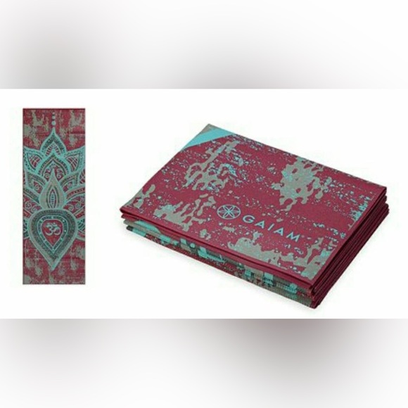 GAIAM | Other | Gaiam Foldable Yoga Mat | Poshmark